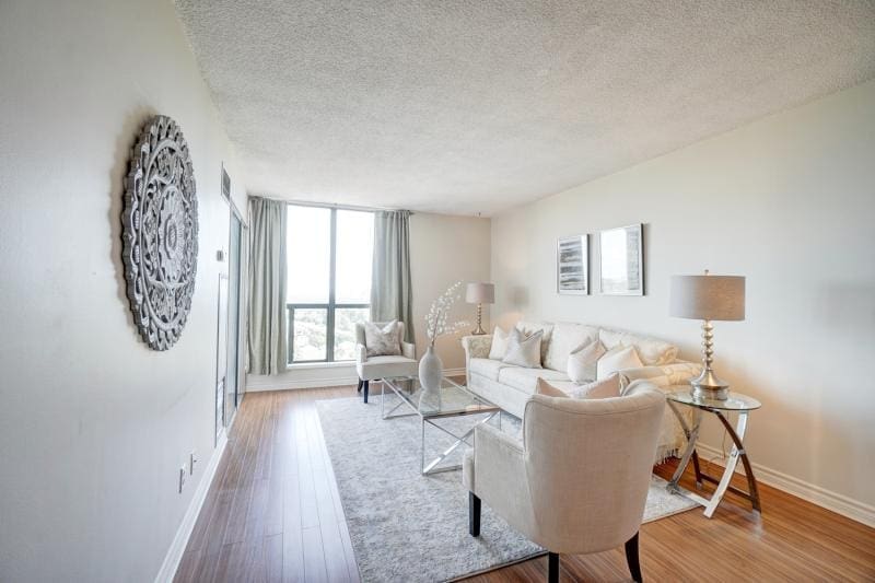 Kevin Nowacki - Sidorova Inwood Team