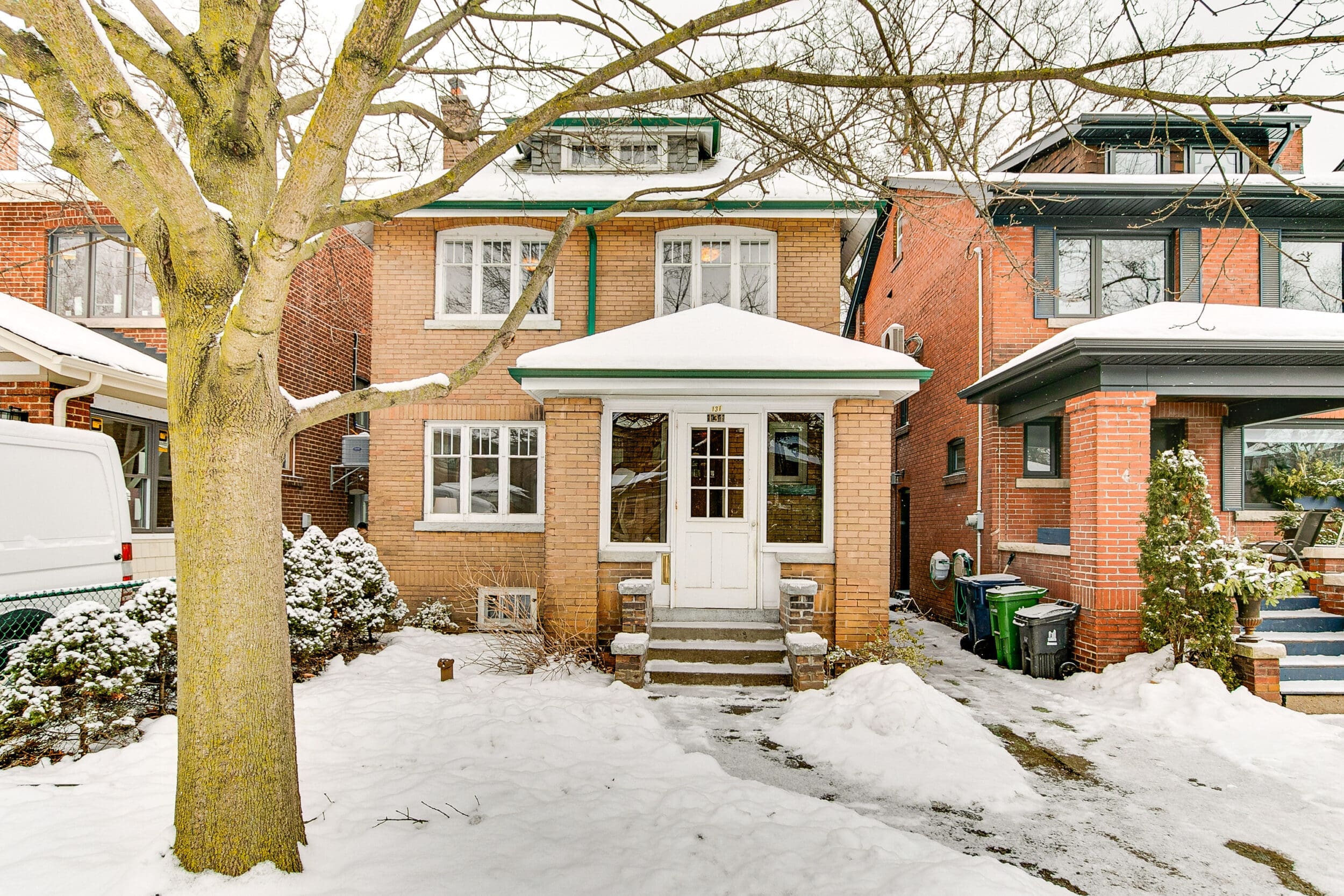 131 Colbeck Street - Sidorova Inwood Team